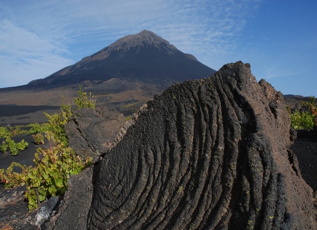 Nuits insolite dans le cratère de Fogo - Escapade Cap-Vert - bynativ